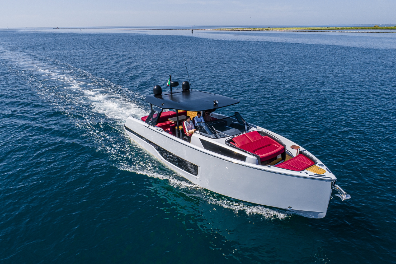 CRANCHI A46 LUXURY TENDER – Kvarner nautika